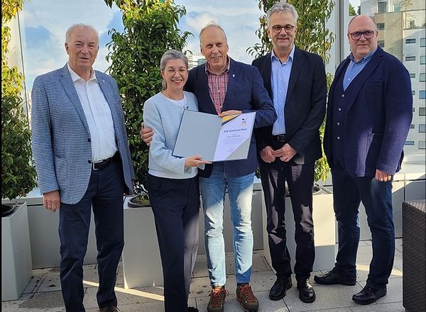 Verleihung des DIN-Exzellenz-Preises an Kent von Maubeuge