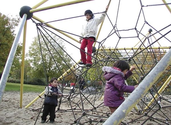 Neuveröffentlichung der DIN 18034-1 „Spielplätze und Freiräume zum ...